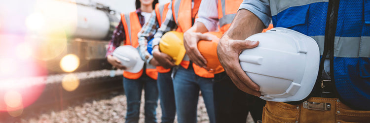 The Evolution of Workwear: Redefining Comfort and Safety – Thrive Workwear